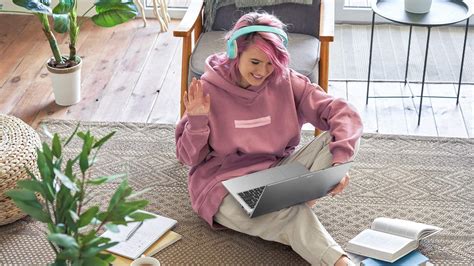 Acer Prezint Noile Laptopuri Swift Go Ai Cu Procesoare Intel Core Ultra