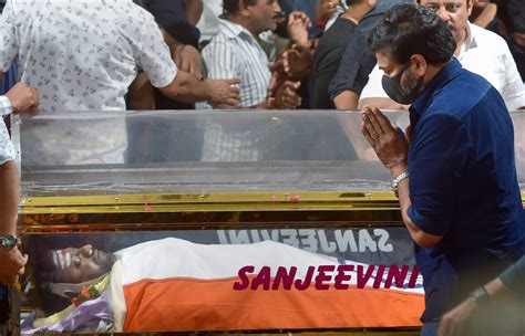 In Pics Kannada Star Puneeth Rajkumar Funeral