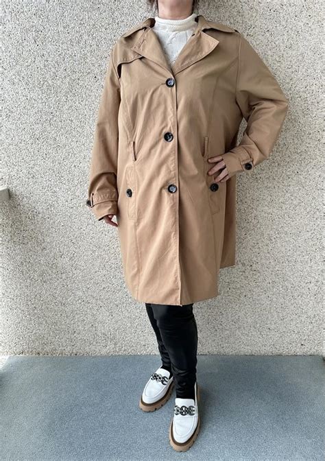 Тренч — ціна 420 грн у каталозі Вітровки Купити жіночі речі за доступною ціною на Шафі Україна