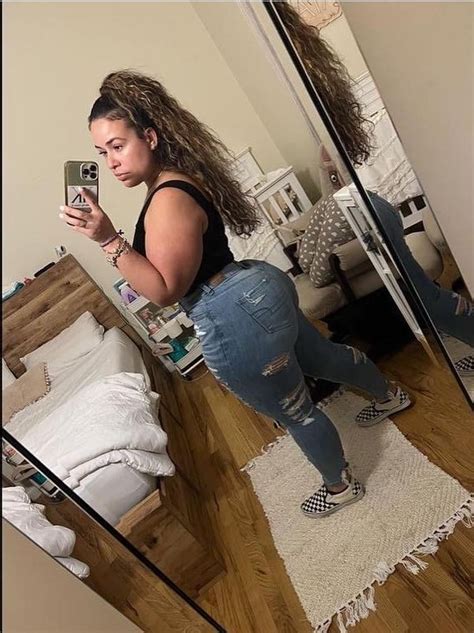 Thicc Latina In Jeans Rthiccgirlsinjeans