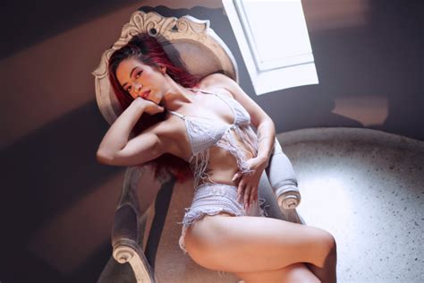 Cristalthompsons Live Cams Bio Page Literotica Cams