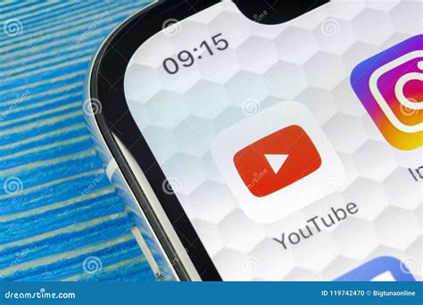 YouTube Application Icon On Apple IPhone X Smartphone Screen Close Up