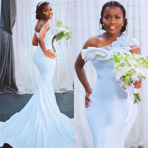 Plus Size Arabic Aso Ebi Crystals Lace Mermaid Wedding Dresses One