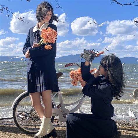 Pin By Jin ۶ৎ On ☆ Beauty In 2025 Couple Poses Reference Pose