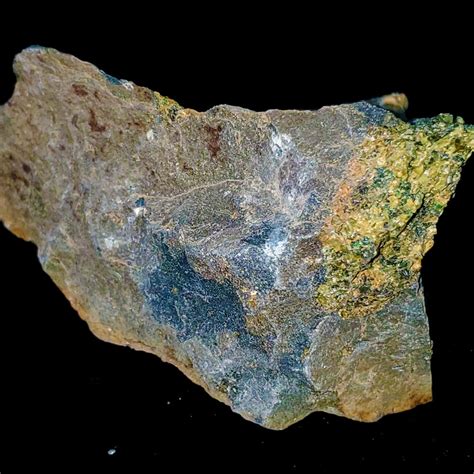 Peridot Specimen F Dan Hurd Prospecting