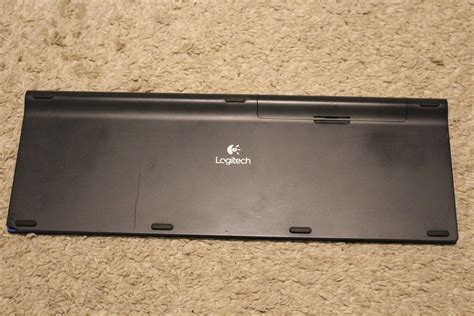 logitech wireless all in one keyboard tk820 touchpad