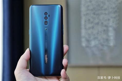 Oppo Reno 10 倍变焦版斩获最高奖项天鹅奖，看看评委是怎么说的百科ta说