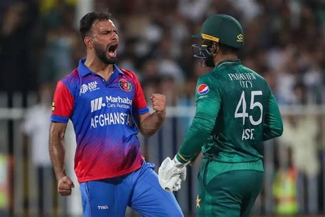 Shoaib Akhtar Tells Rude Indian Anchor To Stop Complaining About Asif