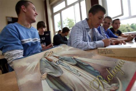 Czy w polskich szkołach panuje dyskryminacja na tle religijnym Katecheta mówił o nas
