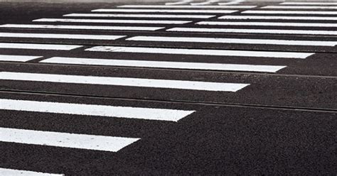 우회전 시 교통섬 교차로 일시정지율 317 교통법규 준수해야