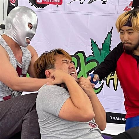 植田朝日さんのインスタグラム写真 植田朝日instagram「🇹🇭🇹🇭🇹🇭 タイのプロレス団体topを見に行って来たぞ‼️ リングは