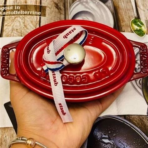 Nồi Staub Mini Oval 11cm