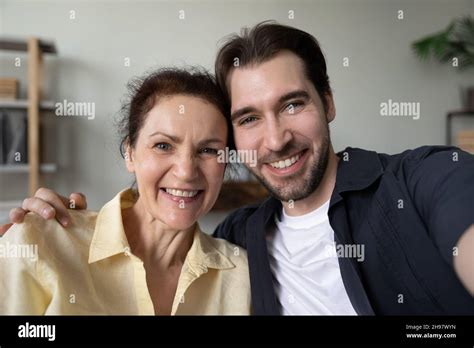 Maman Et Fils Banque De Photographies Et Dimages à Haute Résolution