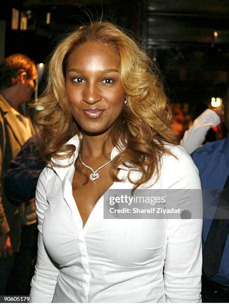 Olivia And Photos And Premium High Res Pictures Getty Images