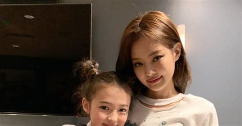 신세계 외손녀만 리틀 제니 엘라 그로스 테디 걸그룹 데뷔하나 [엑s 이슈]