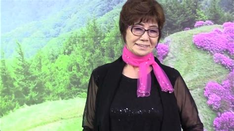 가수유공주 가슴아프게 원곡남 진 아라 가요콘서트 아라예술단 Youtube