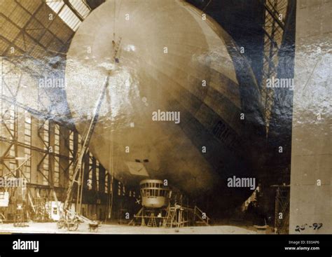Deutschezeppelinreederei hi-res stock photography and images - Alamy