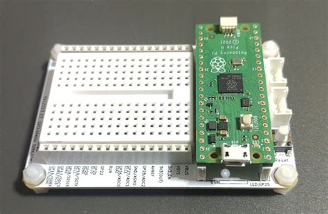 試行錯誤な日々 Raspberry Pi Picoの信号線をミニブレッドボードで試しやすい基板を作った