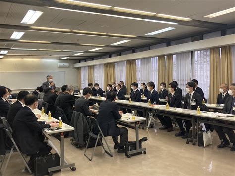 枚方市との意見交換会 事業活動3つの委員会があり様々な活動を行っています 枚方市工業会