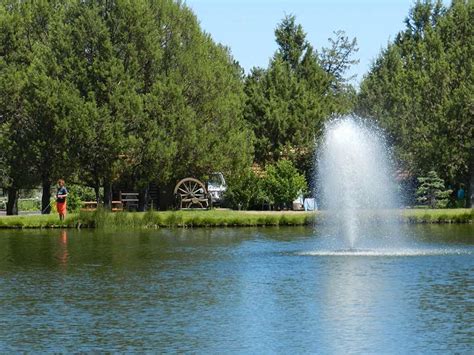Bendsisters Garden Rv Resort Bend Oregon Campgrounds Good Sam