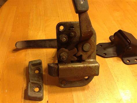 For Sale Ambulance Door Latch And Hinges Ih8mud Forum