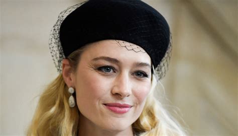 Beatrice Borromeo Il Tenero Regalo Alla Nonna Di Charlotte Casiraghi