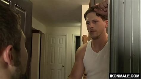 Griffin Barrows Seduces Straight Roman Todd Xxx Mobile Porno Videos