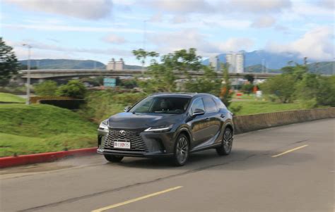 全方位進化 Lexus全新五代rx 350h 頂級版試駕 動力操控篇 癮車報