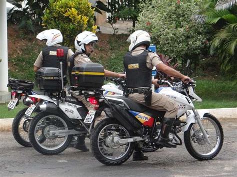 Pm Cumpre Mandado De Prisão No Bairro Santana