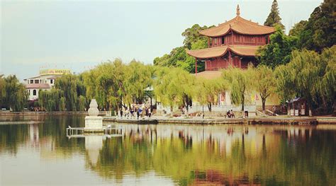 昆明旅游攻略 2024昆明自助游 周边自驾 游玩攻略 自由行 吃喝玩乐指南 去哪儿攻略
