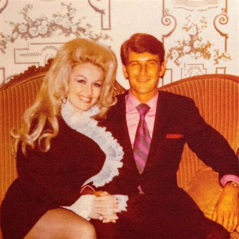 Dolly Partons Unexpected Confession About Rarely Seen Husband Carl