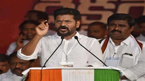 ఎన్నికల ప్రచారంలో రేవంత్ రెడ్డి కారు సెంటిమెంట్ ఈ దఫా వర్కౌట్ అయ్యేనా