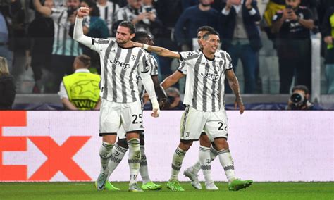 Juve Adani Rabiot Si Trova In Porta Senza Capire Come Vi Spiego