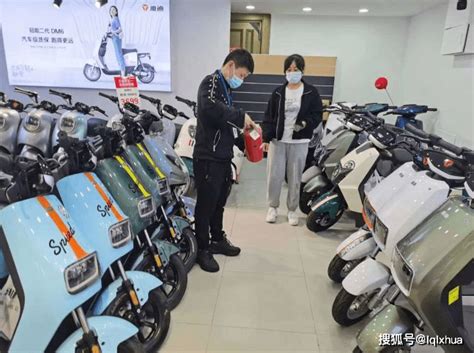新国标上牌的秘密电动车商家有3个潜规则车主却认可 搜狐汽车 搜狐网