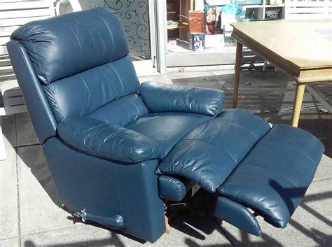 UHURU FURNITURE COLLECTIBLES SOLD Faux Leather Blue Recliner