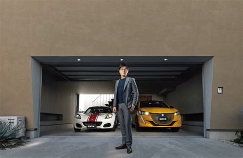 クルマ好き垂涎！ 安東弘樹アナの秘密基地「ガレージハウス」に潜入 Goethe