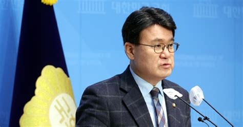 민주 황운하 조국혁신당 합류“검찰개혁 선봉 설 것”