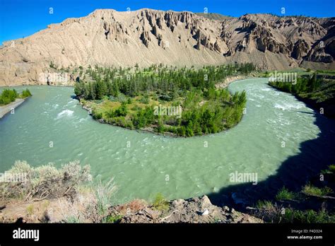 The Glacier Fed Chilcotin River In B C S Grasslands Flows Through