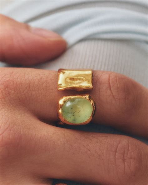 Uva Handmade Gold Plated Ring Simuero