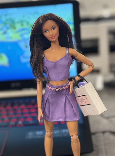 Lara And Her New Outfit 🤭 R Barbie