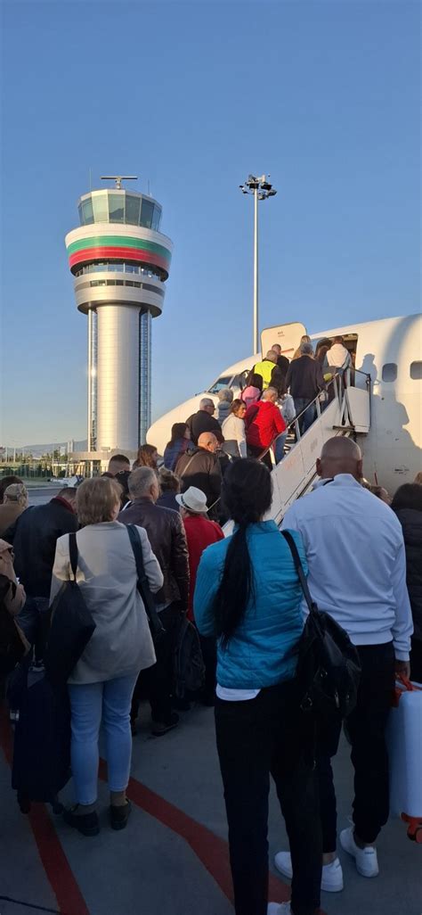 Emerald 🌞 Днес официално откриваме сезон 2025 на летните почивки в Егейска Турция Първият