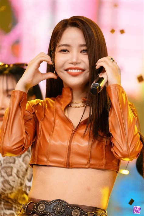 221023 Mamamoo Solar Illella At Inkigayo Kpopping