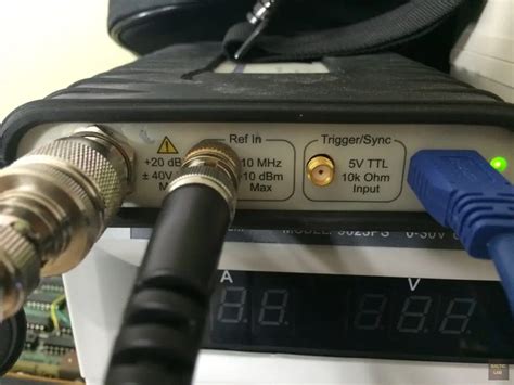 Tektronix RSA 306 GPS Receiver And Clock Reference Baltic Lab