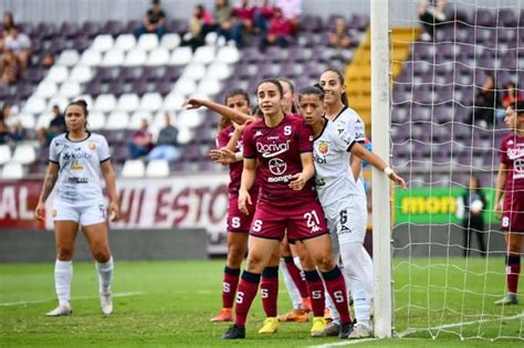 Saprissa Y Alajuelense Se Miden Por El Liderato Del Fútbol Femenino