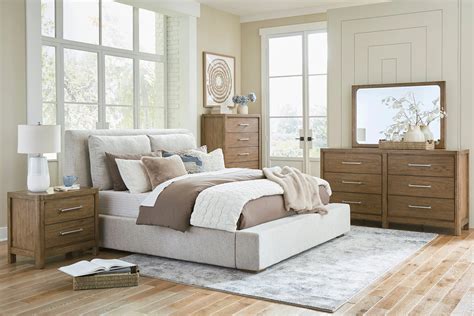 Cabalynn B974 36x1b974 31x1b974b2x1b974 92x1b974 46x1 Casual 5 Piece Queen Bedroom Set