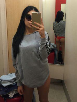 Duck Lips Nice Ass Porn Pic