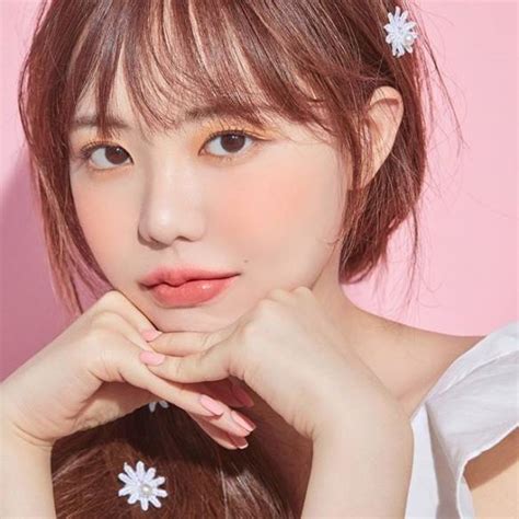 最强童颜驾到！肉感“胸”涌丰满韩国美女「洪瑛琦」李世龙