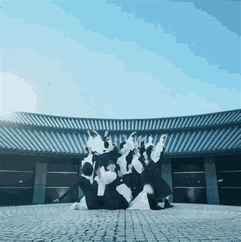 Sakura Sakamichi  Sakura Sakamichi Sakurazaka46 Ищите  файлы