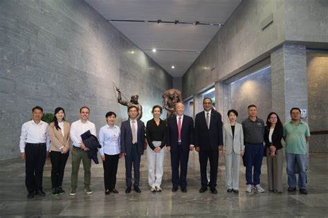 联合国教科文组织总干事奥黛丽·阿祖莱到周口店遗址参观考察北京时间