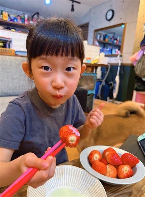 パンサー尾形の妻、アレルギーが強く出ていた娘の様子「目周り、鼻、唇まで荒れちゃって」 Ameba News アメーバニュース